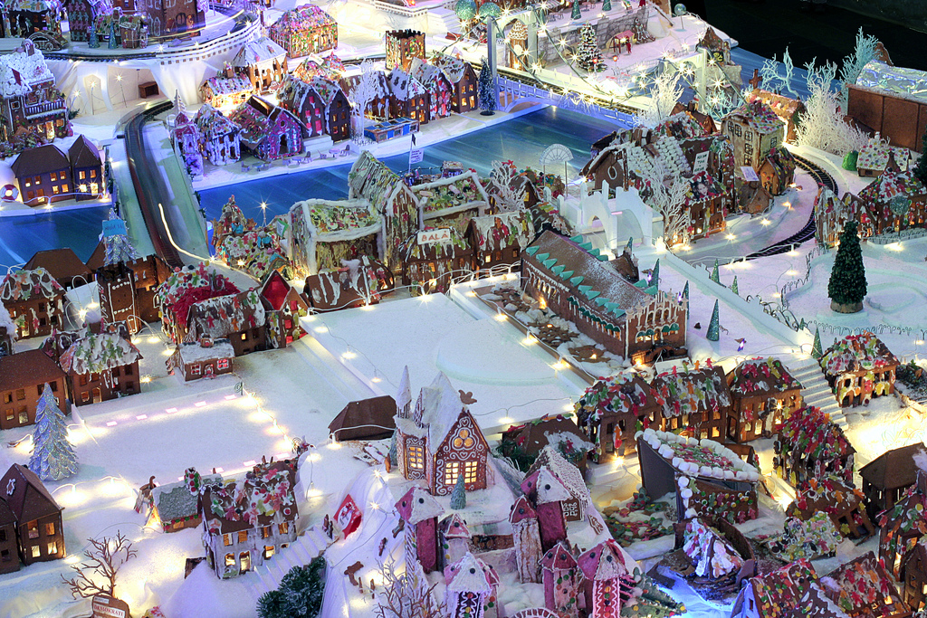 All Graphical: World Largest Gingerbread City
