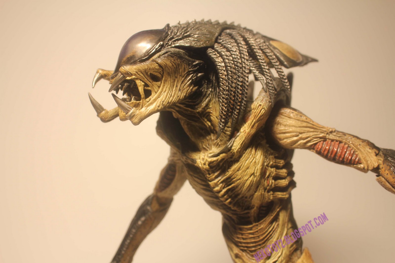 Neko Toyz: Hot Toys MMS 55 1/6 Predalien Review