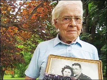 Maggie's Notebook: Jean Stevens Lived with Corpses: Philly Woman Jean ...