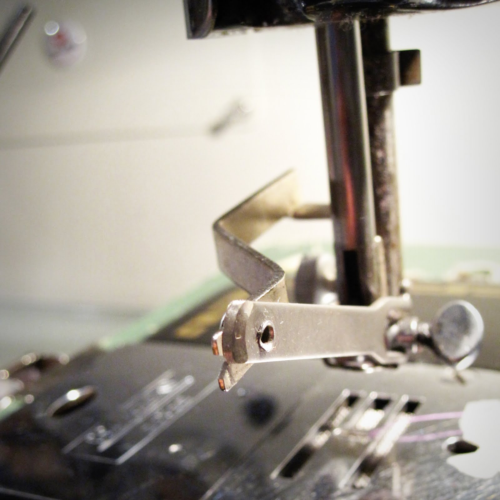 Haute Goat: Favorite Gadgets: Automatic Seam Ripper