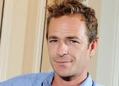 Make Me Blush: Luke Perry is a Sinister Soul in "Upstairs"