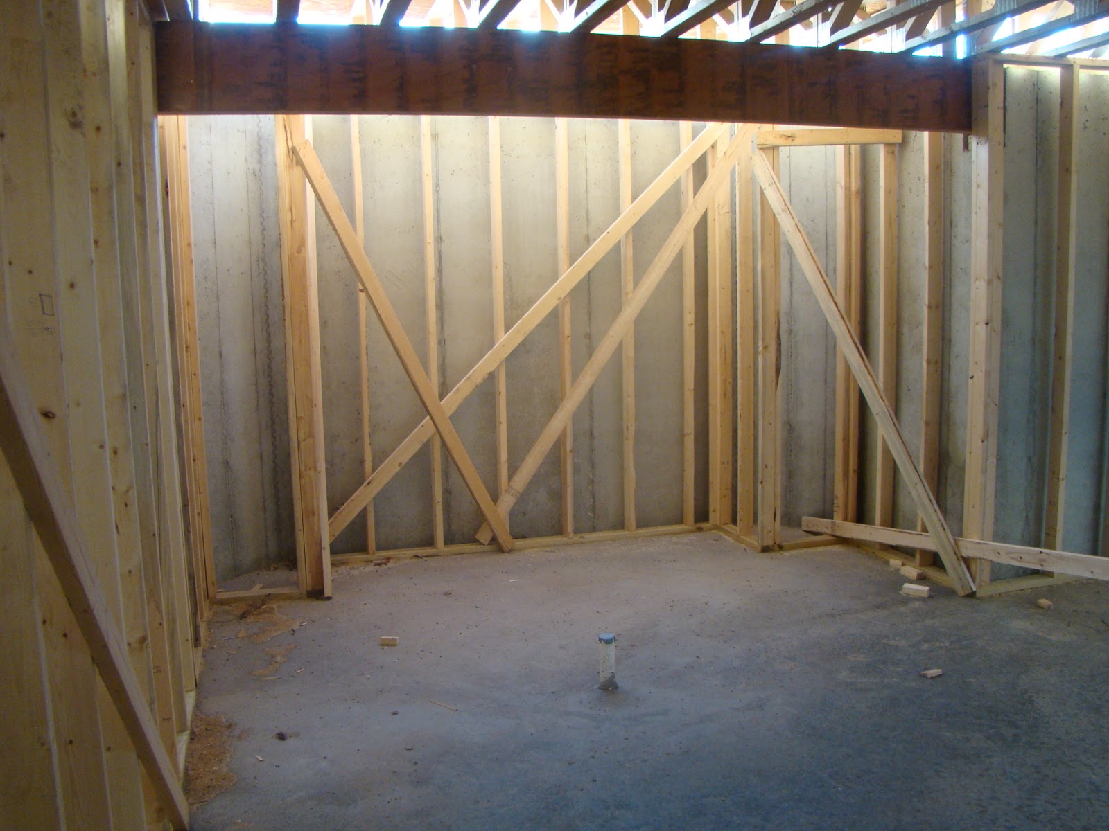 The Wright's House: Trusses & Sub-floor