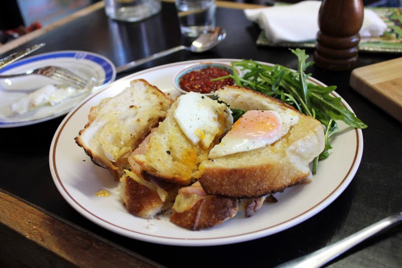 Beansprout's Cafe: Moose General Store & Bourke St Bakery