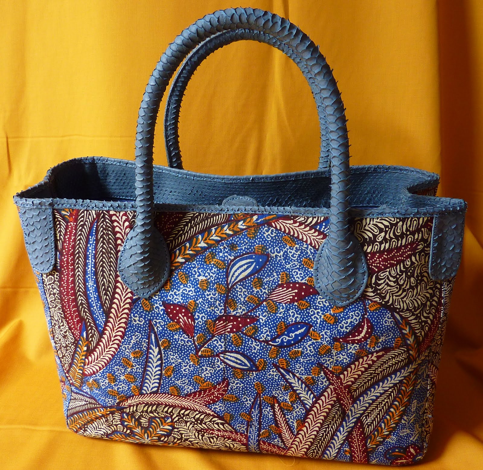 de-batik: PHYTON LEATHER BATIK BAGS