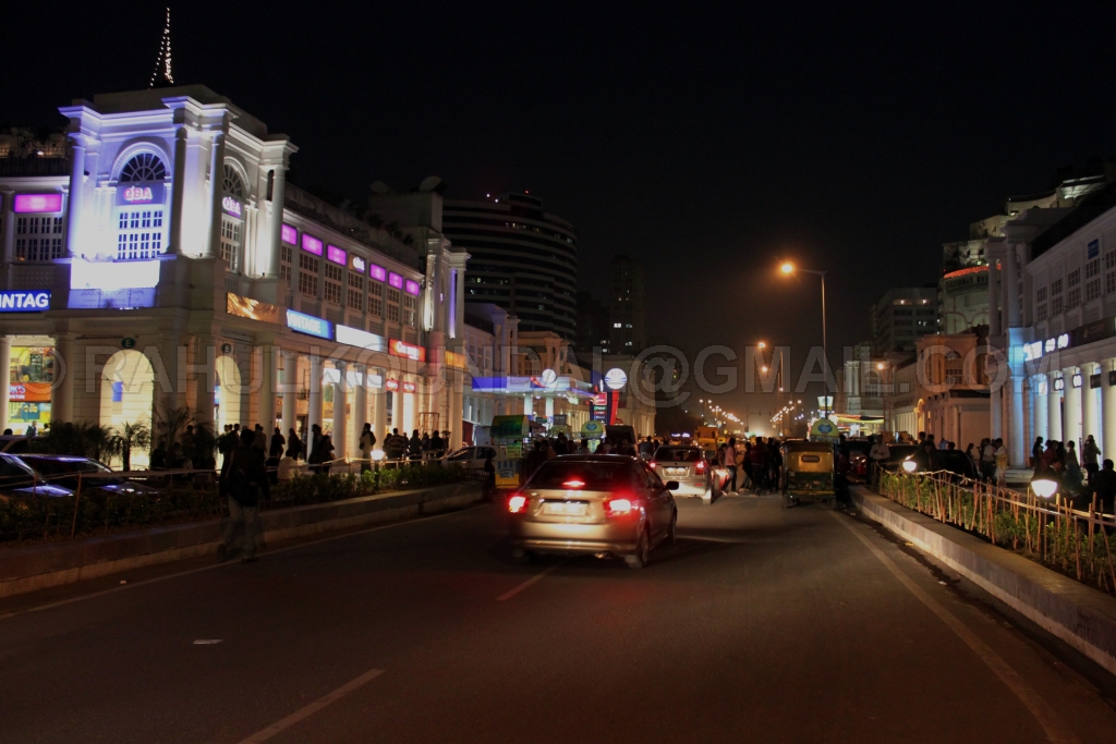 RAHUL KOUNDAL's PHOTOGRAPHY: An evening at Connaught Place New Delhi, India