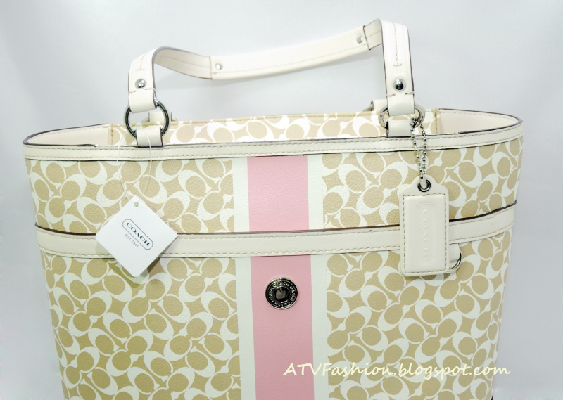 ＊All The Vogue Fashion ♥: Coach Heritage Signature Stripe Tote F15137