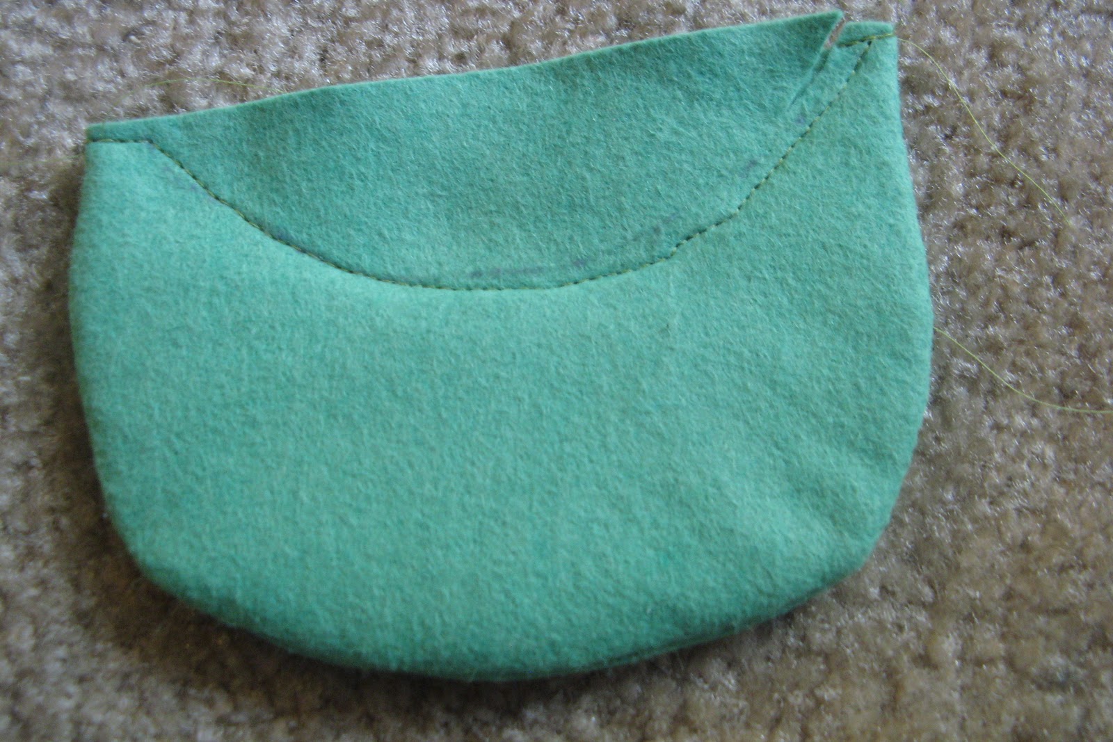 Apt. 90: Tutorial: Strawberry Shortcake Hat