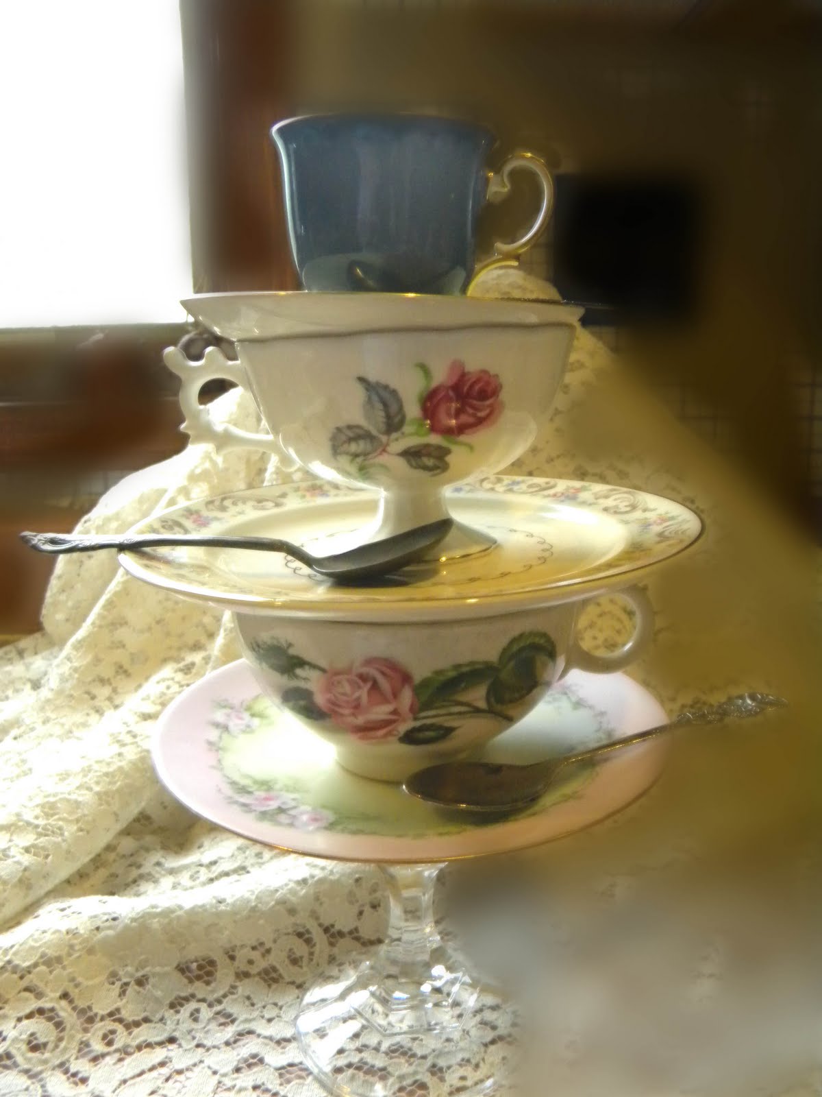 A Spectacular Mess: The Mad Tea Party 2010