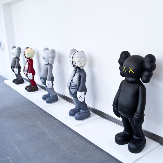 Life Diary: KAWS- Nothing To Play With