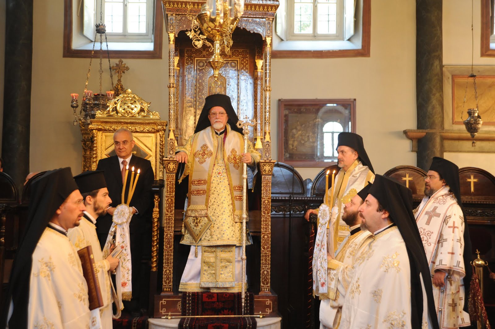 ΦΩΣ ΦΑΝΑΡΙΟΥ: ΤΟ ΤΡΙΕΤΕΣ ΜΝΗΜΟΣΥΝΟ ΤΟΥ ΓΕΡΟΝΤΟΣ ΗΡΑΚΛΕΙΑΣ ΦΩΤΙΟΥ ΣΤΟ ΦΑΝΑΡΙ