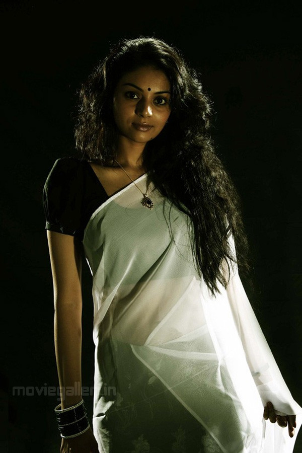 Ambuli - JungleKey.in Image