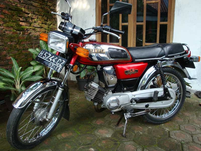 Yamaha L2 Super 1984 - Classic and Vintage Motorcycles