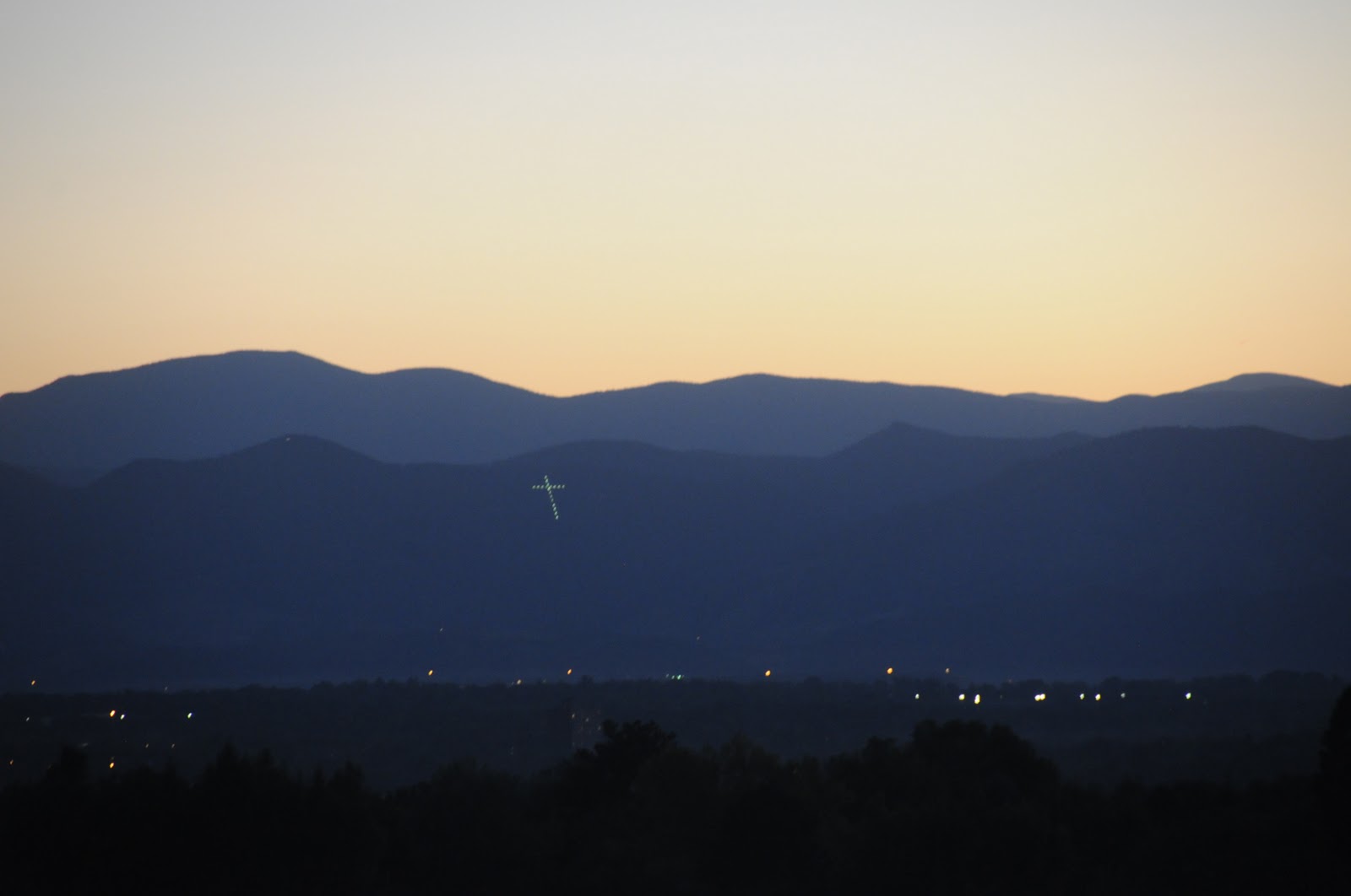 Ronshaugen Creative: Cross over Denver