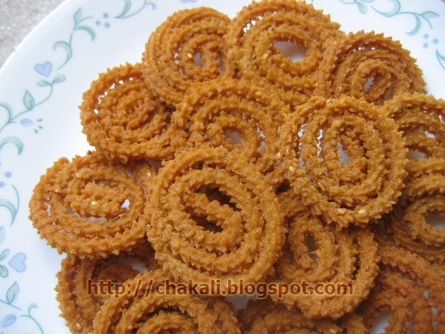 Chakali | चकली