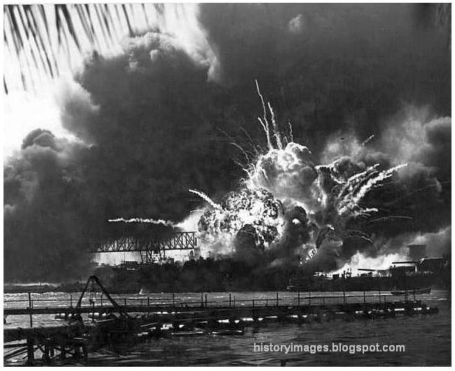 HISTORY IN IMAGES: Pictures Of War, History , WW2: The attack on PEARL ...