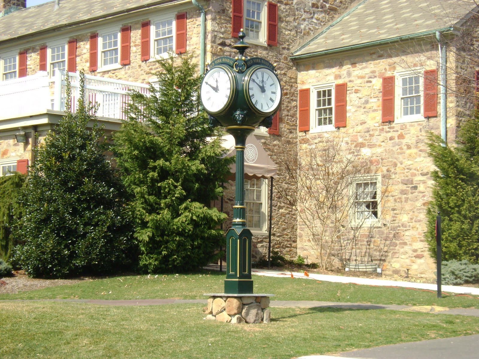Verdin Post Clocks Mid-Atlantic: What's your tee time?