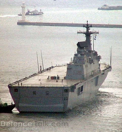 TUGU IRENG: DOKDO CLASS ROKS KOREA