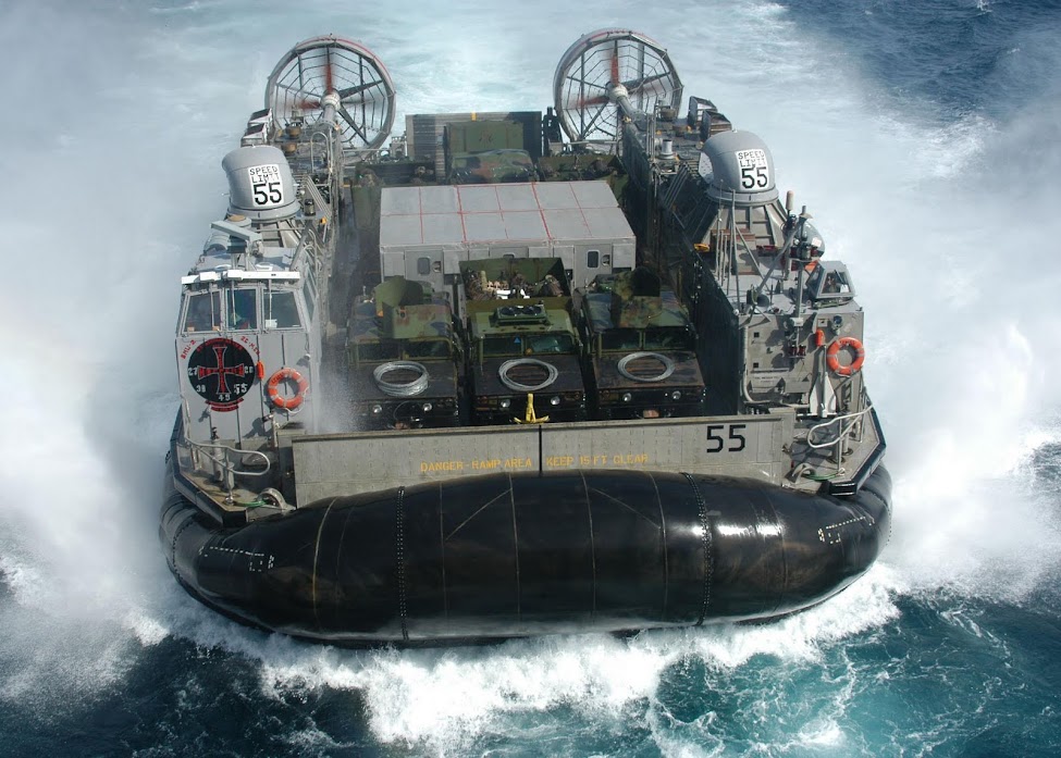 Hovercraft LCAC. - Cosas únicas