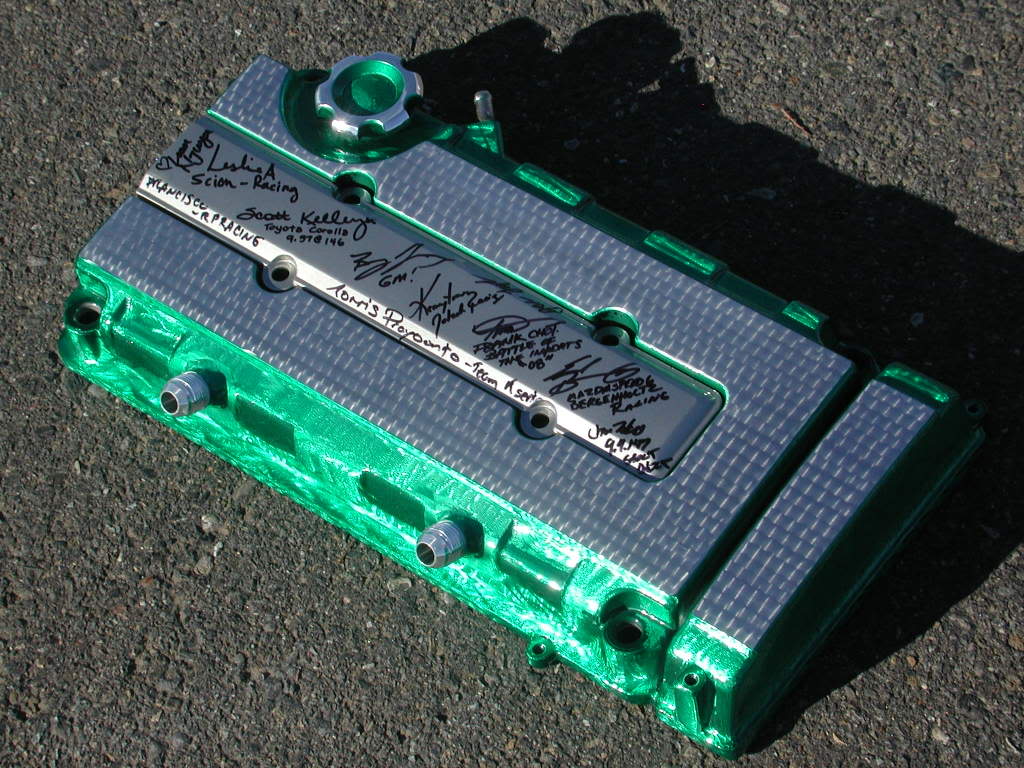 Vehicle Paint Art: Car Engine Can Also Make Beautiful On