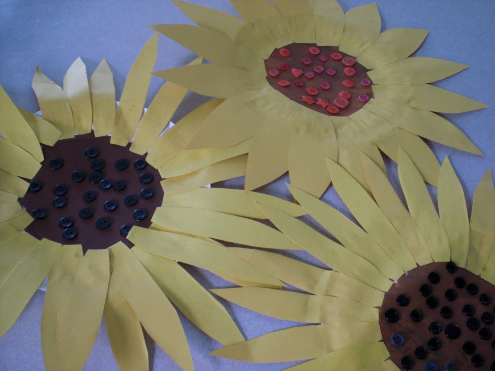 Because I Said So (and Other Mommyisms): Summer Sunflower Craft