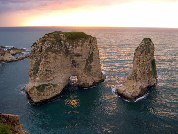 Therapy Home: Al Rawsha - A Grand Middle Eastern Restaurant with it's ...