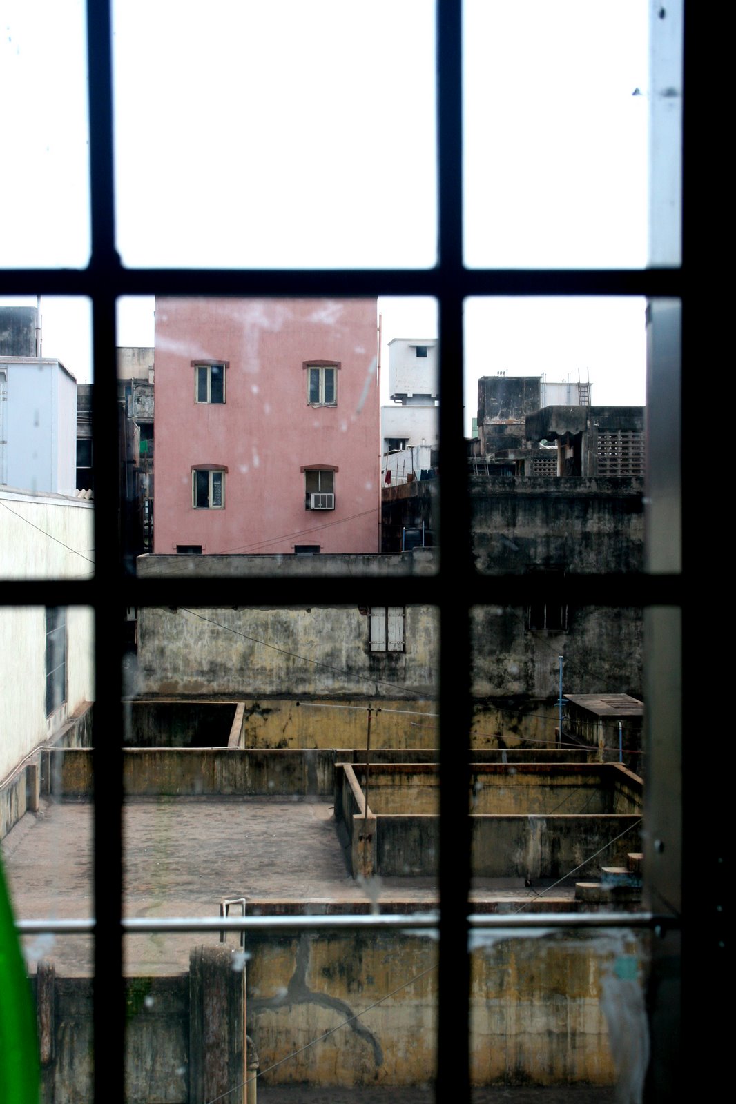 TWENTY SIX HOURS IN CHENNAI / POOBERRY SEEES | Pootsville