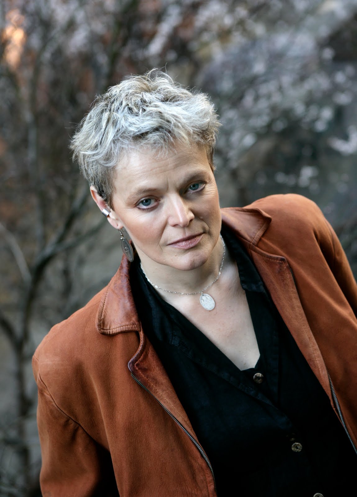 Islands of Joy: Interview with Ellen McLaughlin, actress/playwright