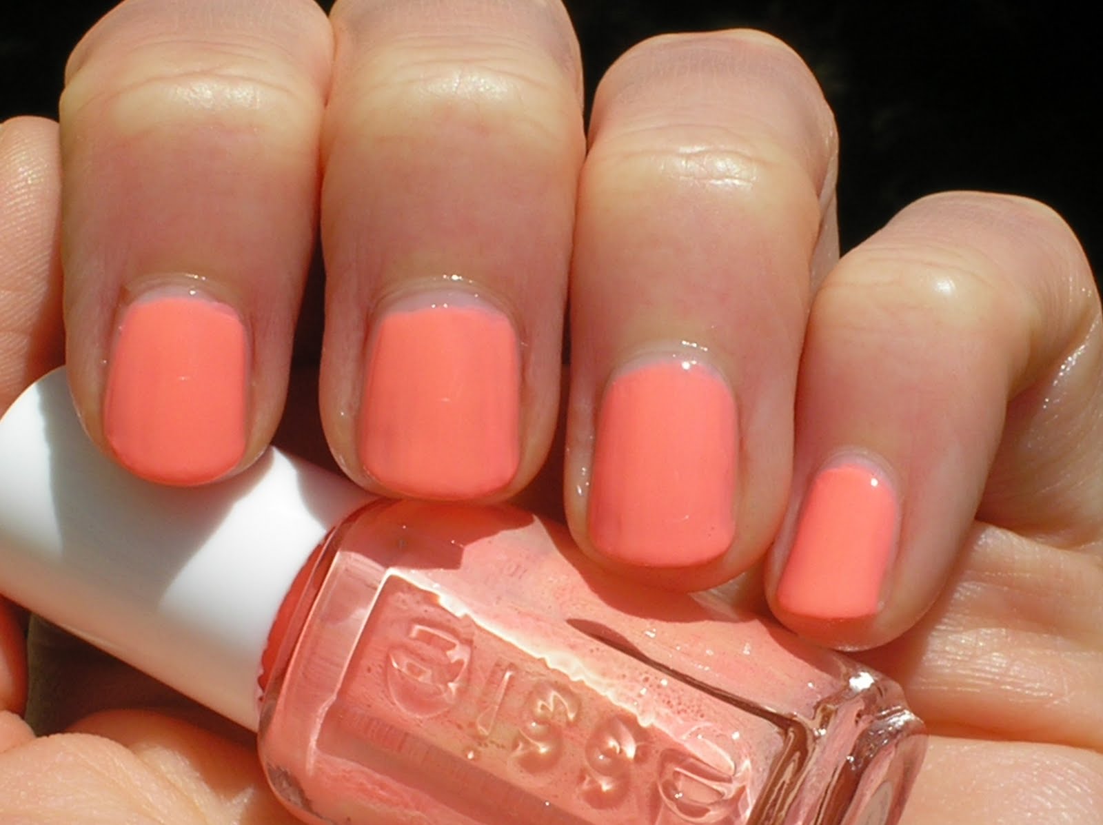 Never Enough Nails: Essie Summer Collection Mini Set