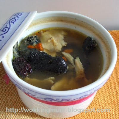Let's get Wokking!: Black Chicken with Angelica Sinensis Soup 当归黑鸡炖汤 ...