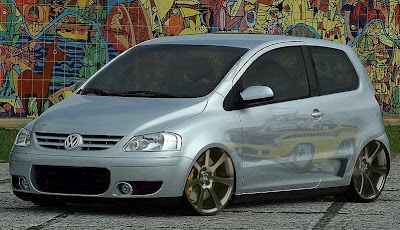 Planeta Automotivo: Um Volkswagen Fox Tunado e socado no Chão