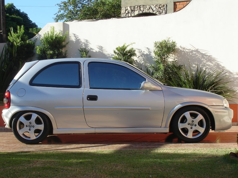 Planeta Automotivo: Fotos Corsa DUB rebaixado roda Esportiva