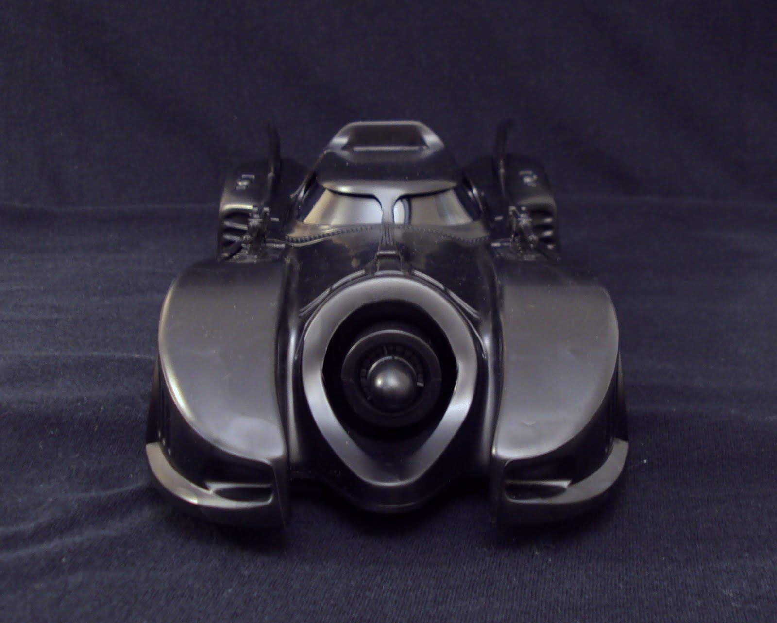 Toy A Day: #2 by 3B Batman: The Dark Knight Collection, Batmobile