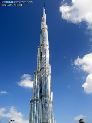 Burj Khalifa aka Burj Dubai photos by Imre Solt: Burj Dubai spire and ...