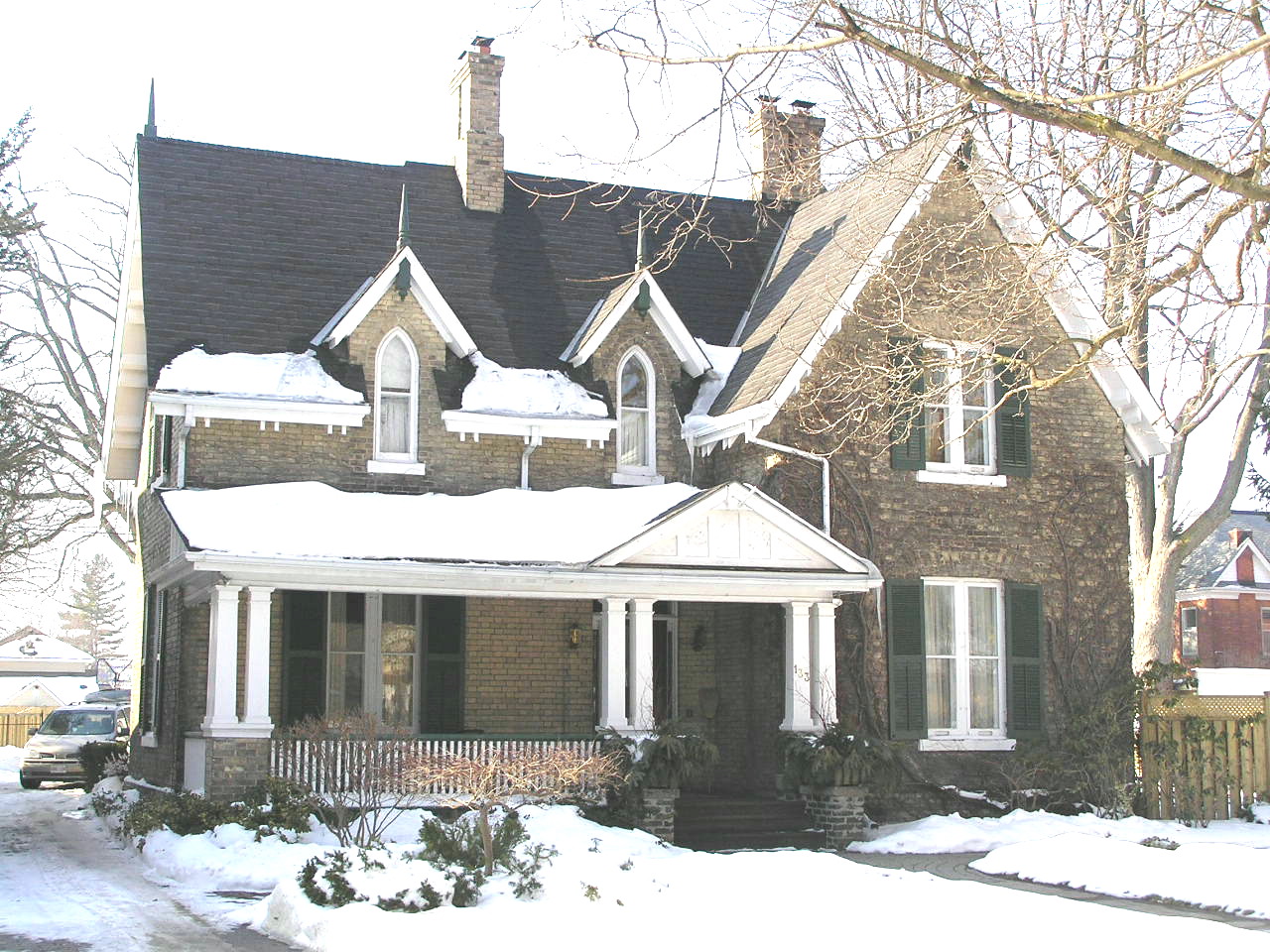 A Field Guide to Building Watching: 50. 'L'-Shaped Gothic Revival