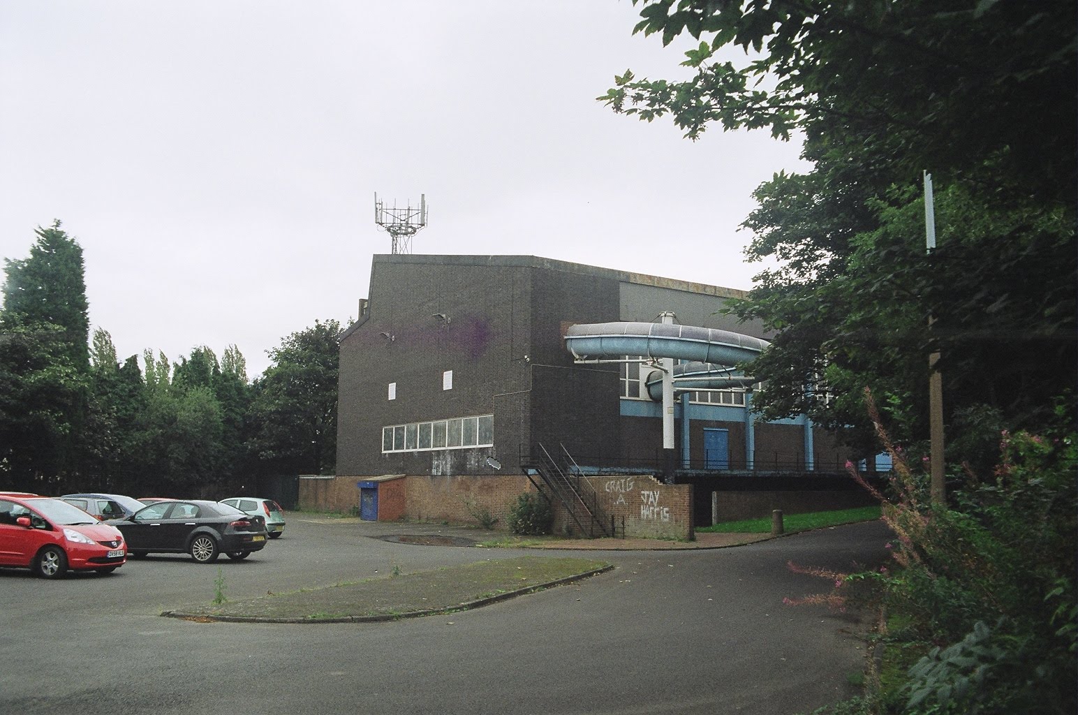 Coseley Baths Wall of Shame: Pictures of Coseley Baths in happier times