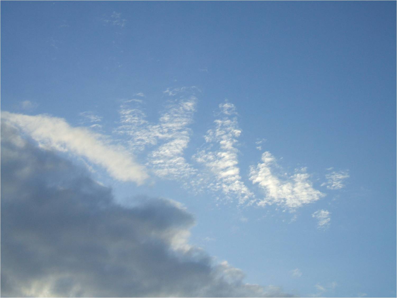 Nur Fajr: SIGNS OF ALLAH - UNIQUE CLOUDS