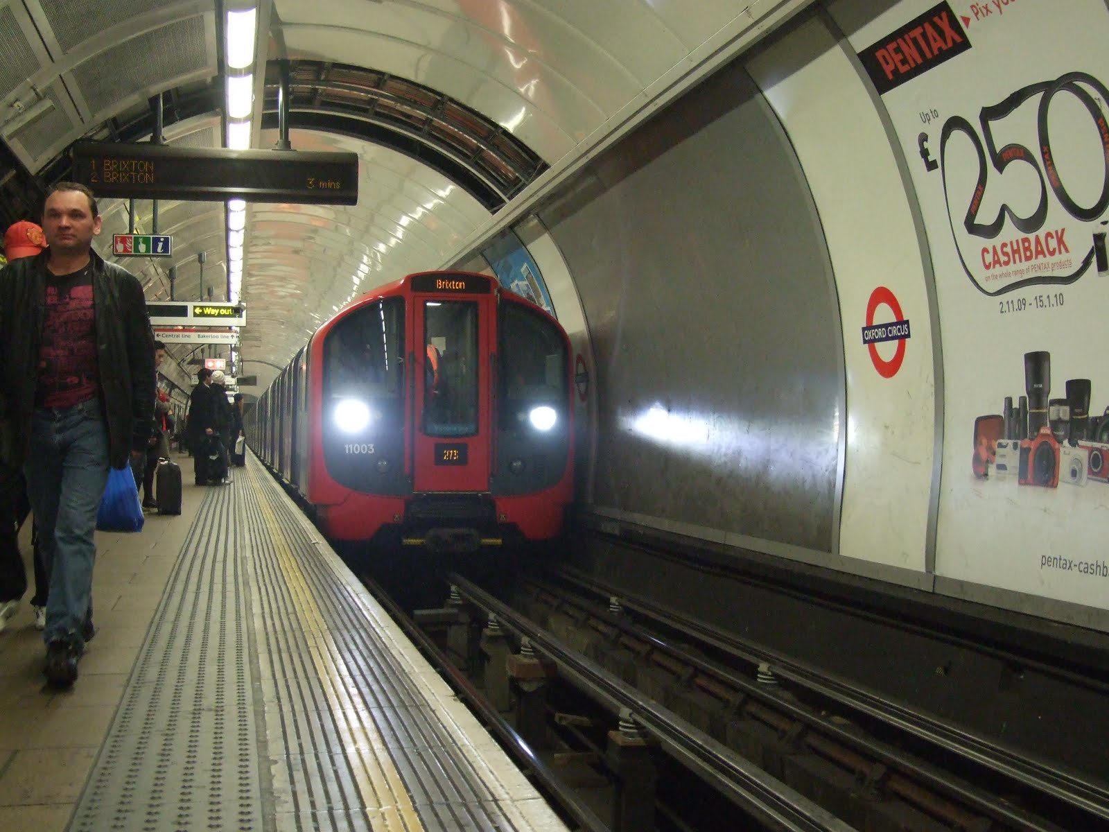 The Circle of London : Victoria Line 09 Stock
