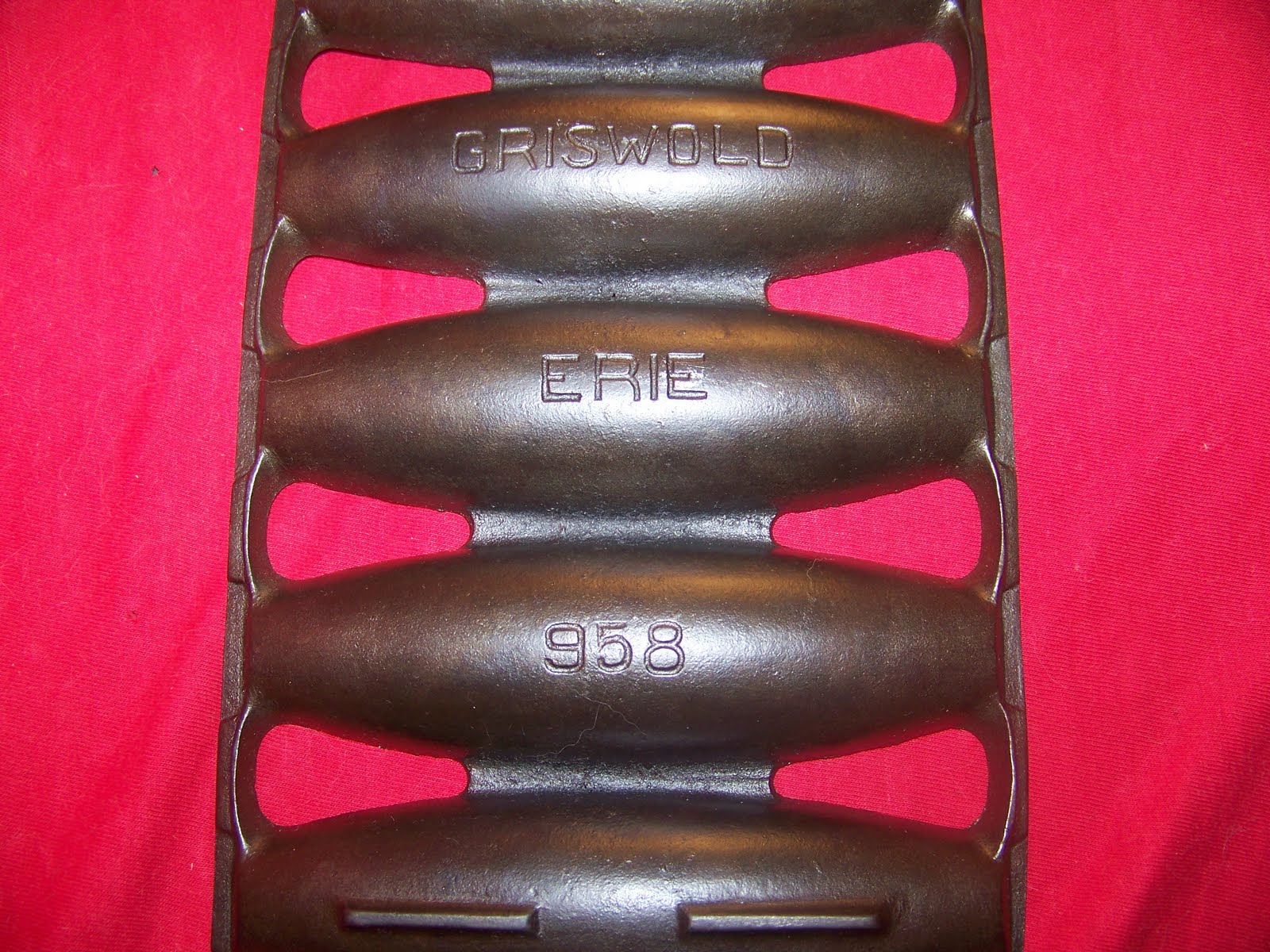 Griswold Store: Griswold #26 Vienna Roll Pan - Pattern #958