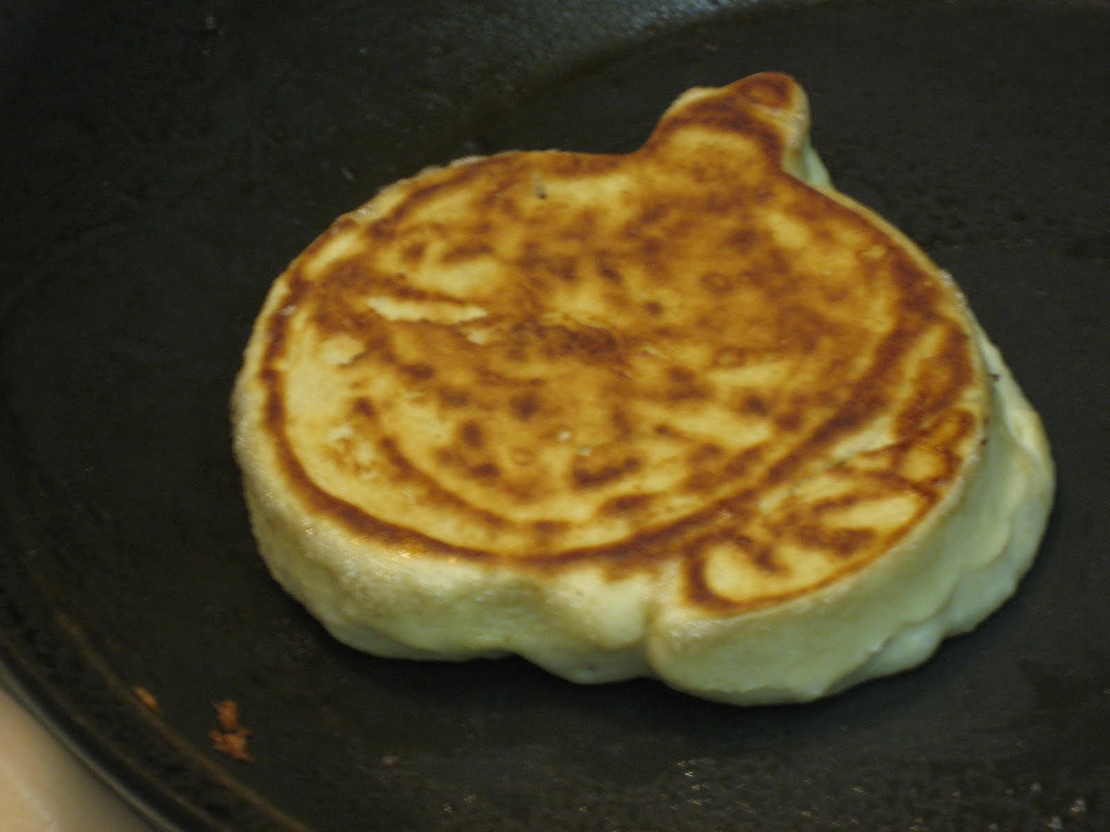 The Crafty Tulip: Fun Shaped Pancakes!
