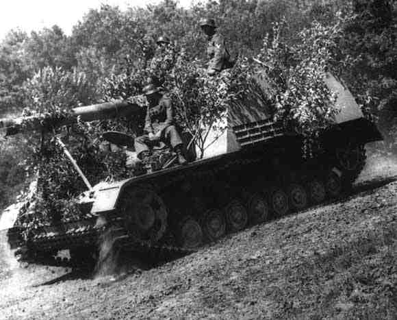 World War 2: Hummel