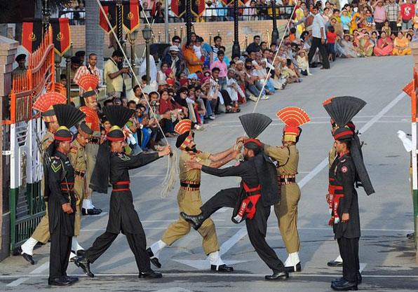 Tour The Pakistan: Wagah Border Lahore