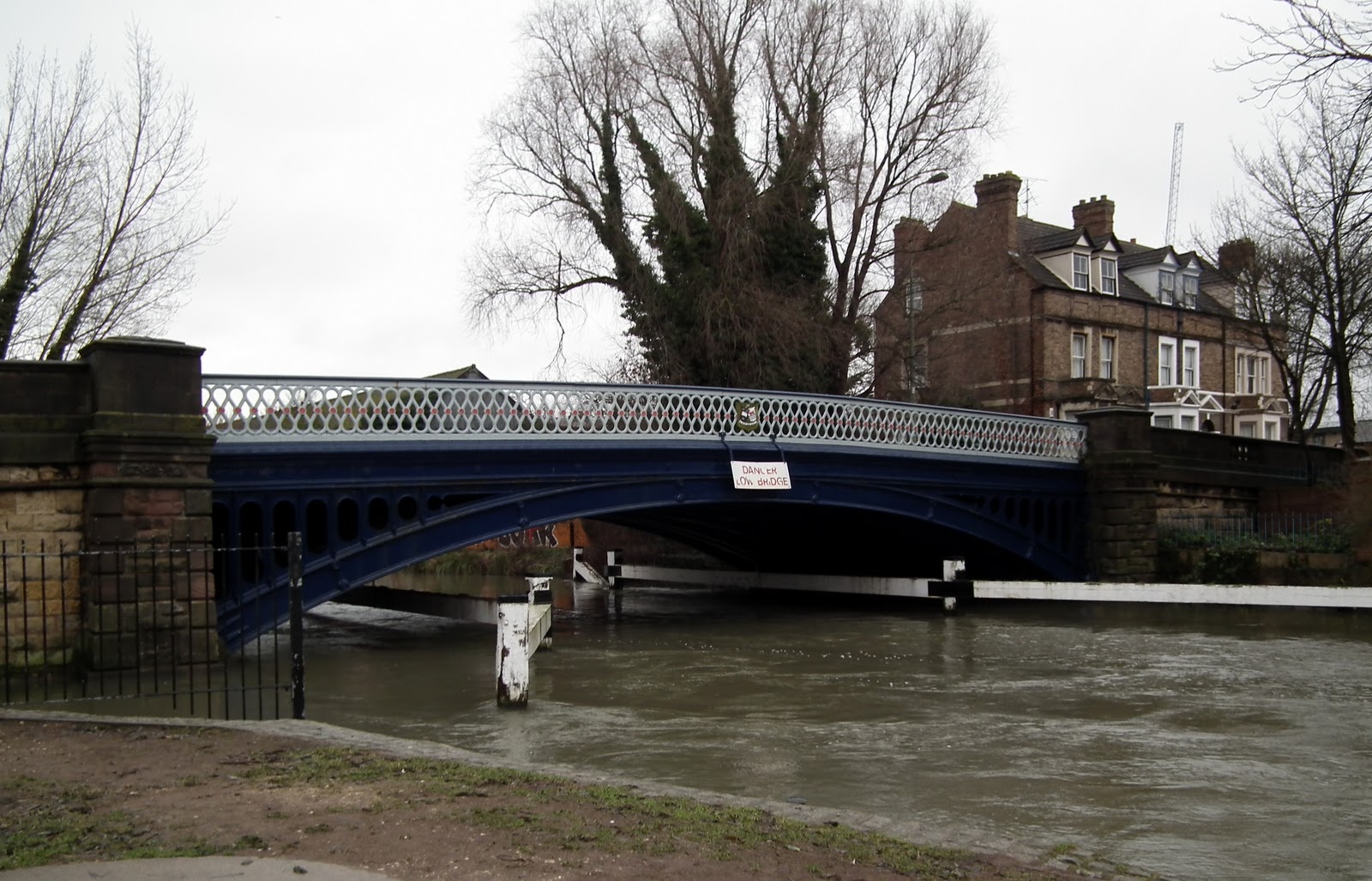 Epiphany: A quick look at the River Thames
