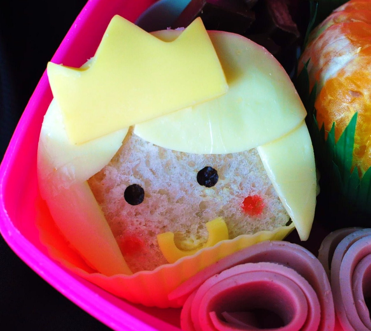 Art in the box: Bento #13 Princess and Prince?