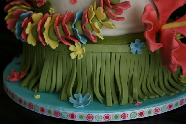 Cakes by Jyl: Hula girl Hawaiian cake