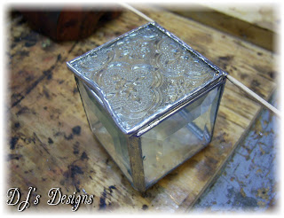 Dee Dee's Craft Spot: Glass Jewel Box