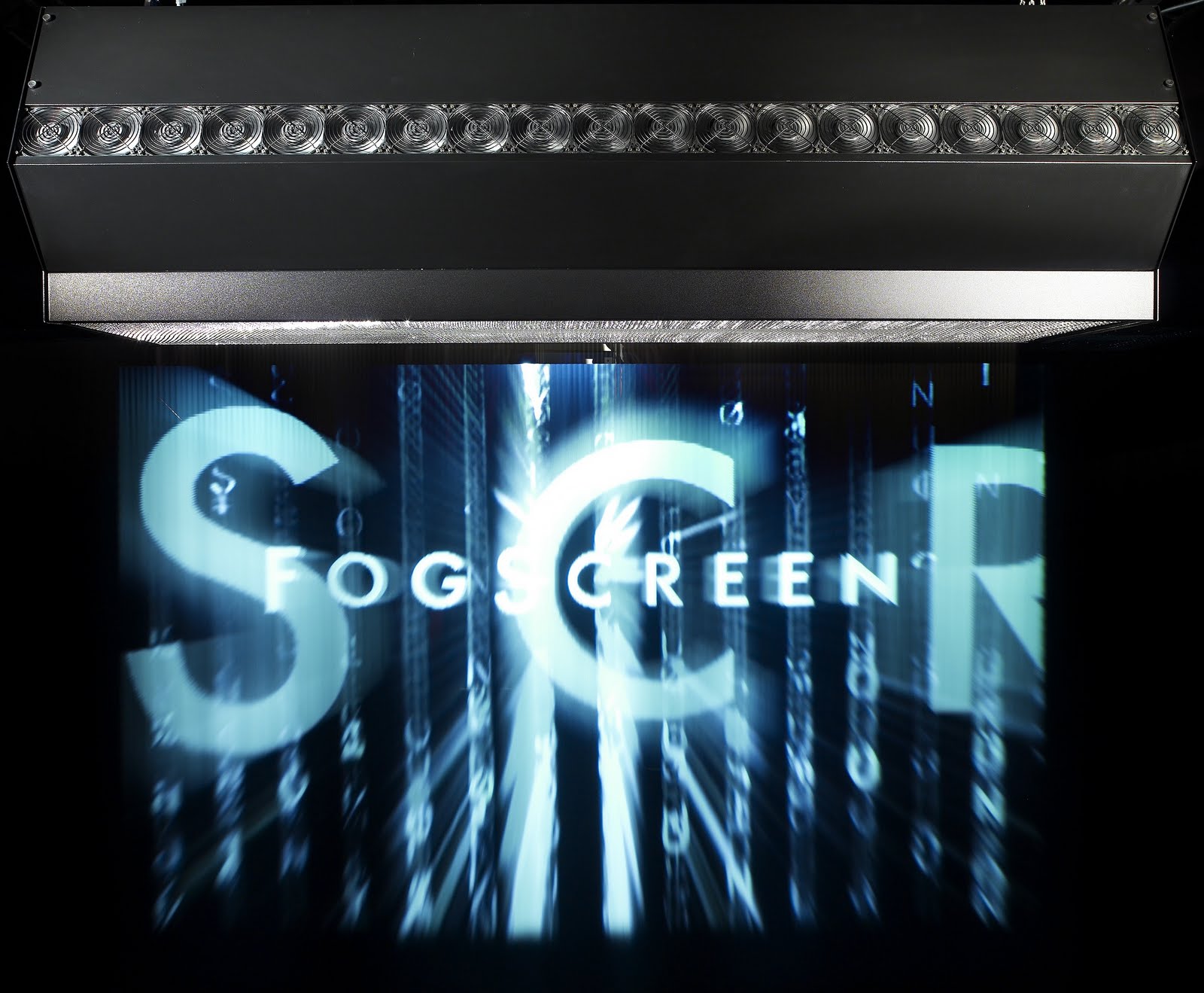 Tech Highlight: Fog Screen | MEET Las Vegas