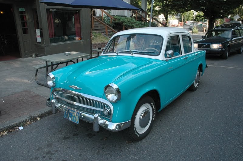 OLD PARKED CARS.: 1957 Hillman Minx.