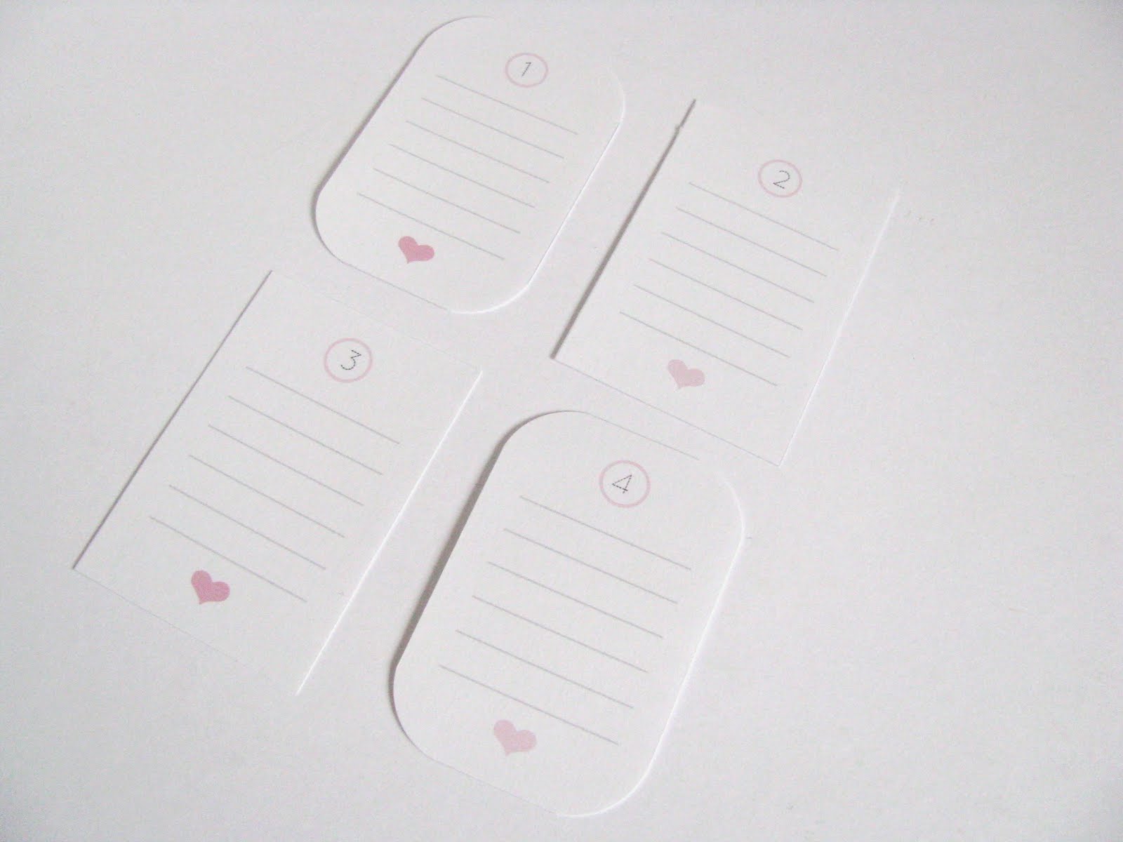 Yellow Mums: Freebie Friday: Heart Notes & The Poster