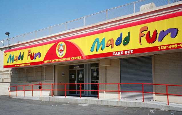 Mookie's World: MADD FUN WITH C.J. AND THE CREW