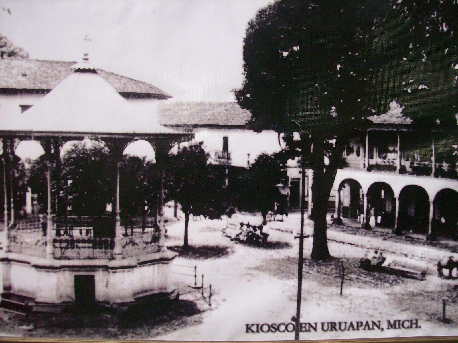 Diálogo con la Realidad desde la Literatura: URUAPAN SIGNIFICADO Y ...